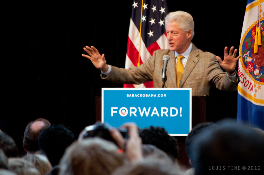 Stool – Louis Fine Studios